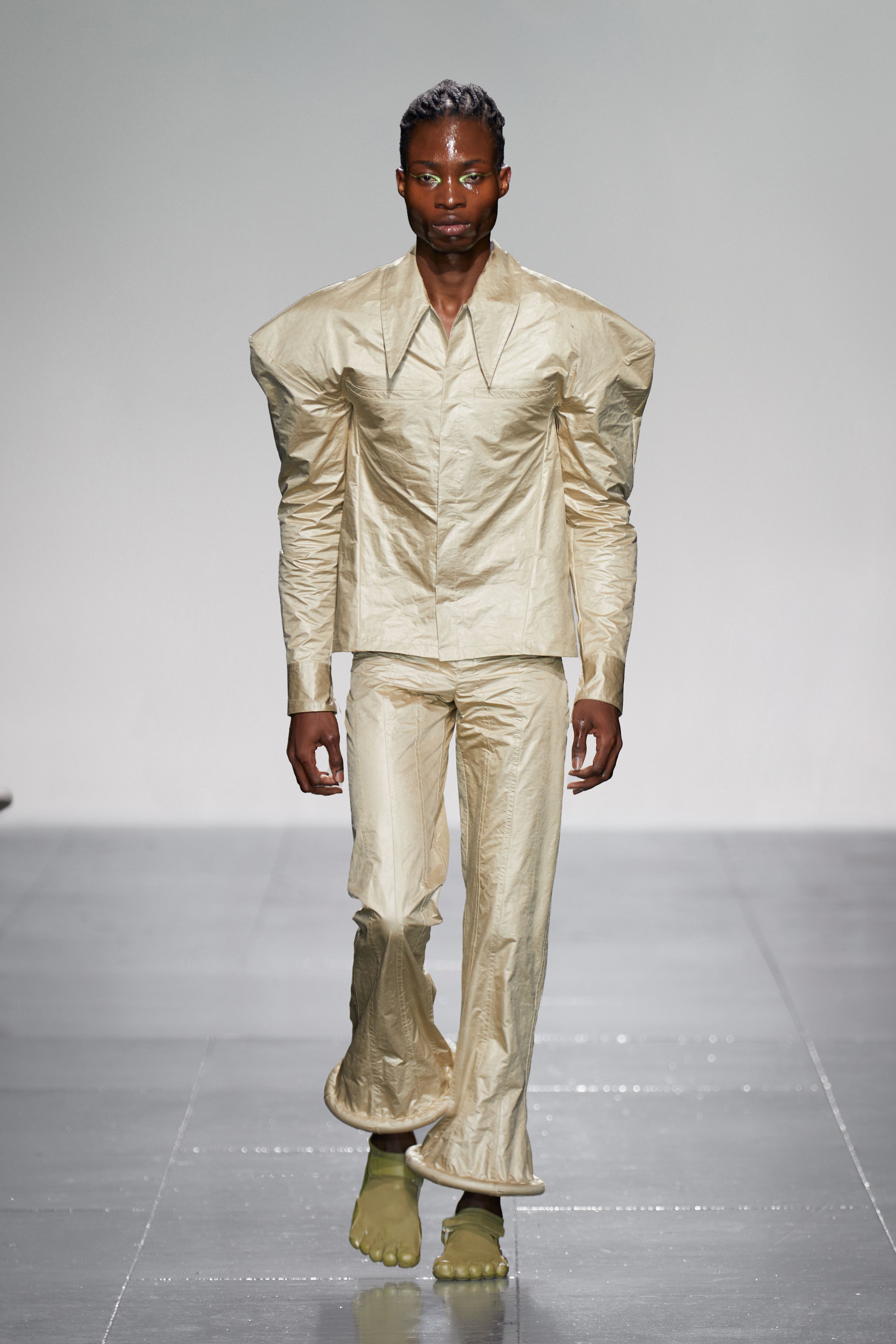 SPRING SUMMER 24 – HARRI